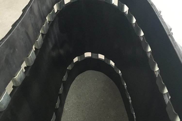 Snowmobile Tracks - VEJEETRACK-Rubber Track Manufacturer